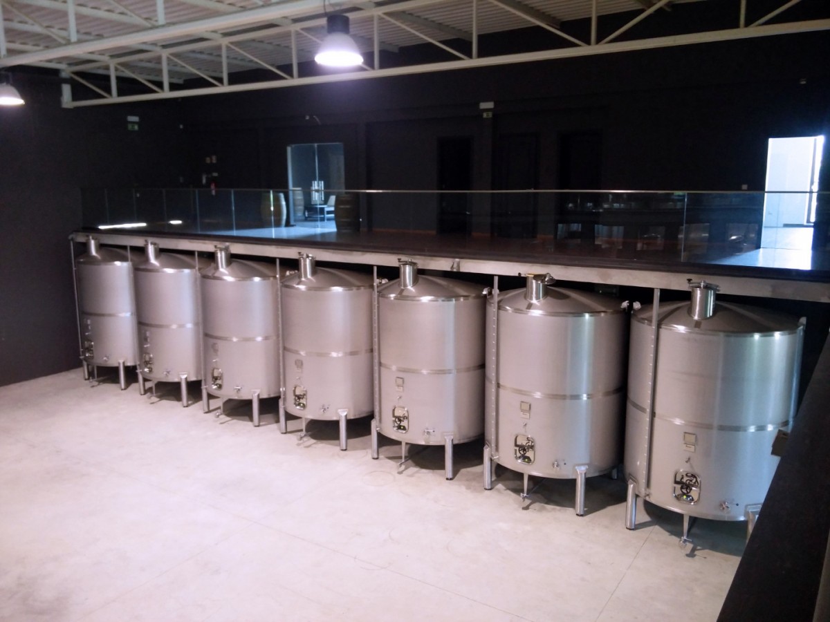 Stainless steel wine vats | Equiproin